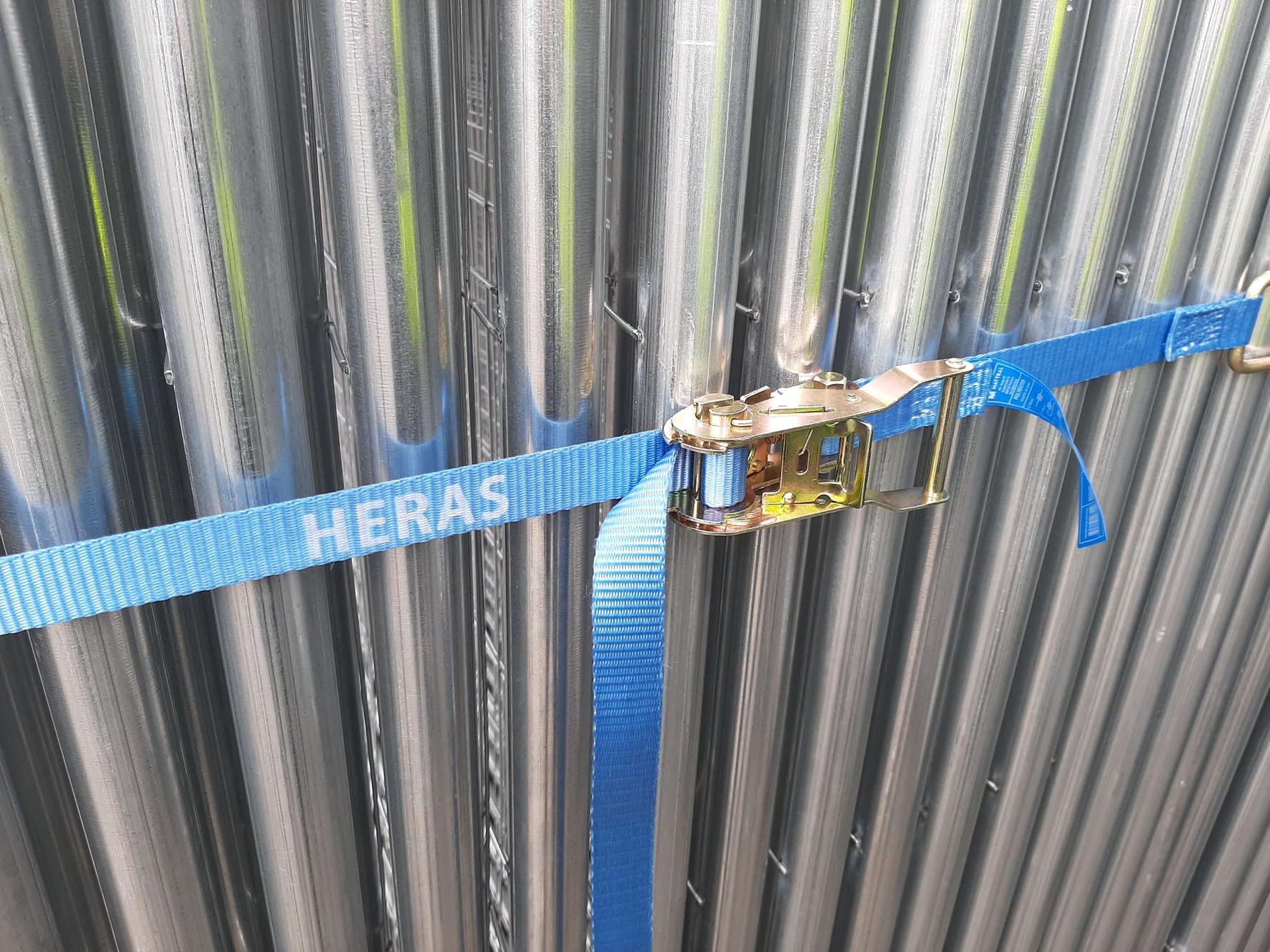 Assembly-instructions l Heras Temporary Fencing